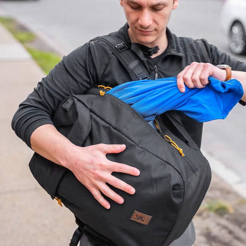 Chrome Industries Ruckas Backpack Large - Black | Modern Quests