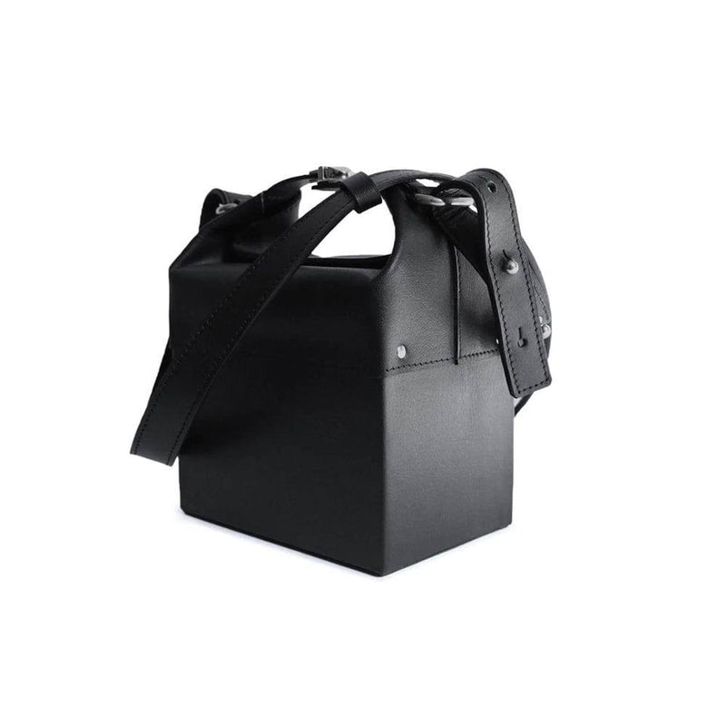 Nappa Dori Narvik Sling Bag - Black | Modern Quests