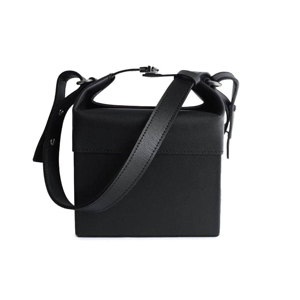Nappa Dori Narvik Sling Bag - Black | Modern Quests