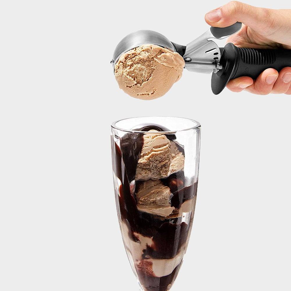 OXO Classic Swipe Ice-Cream Scoop | Modern Quests