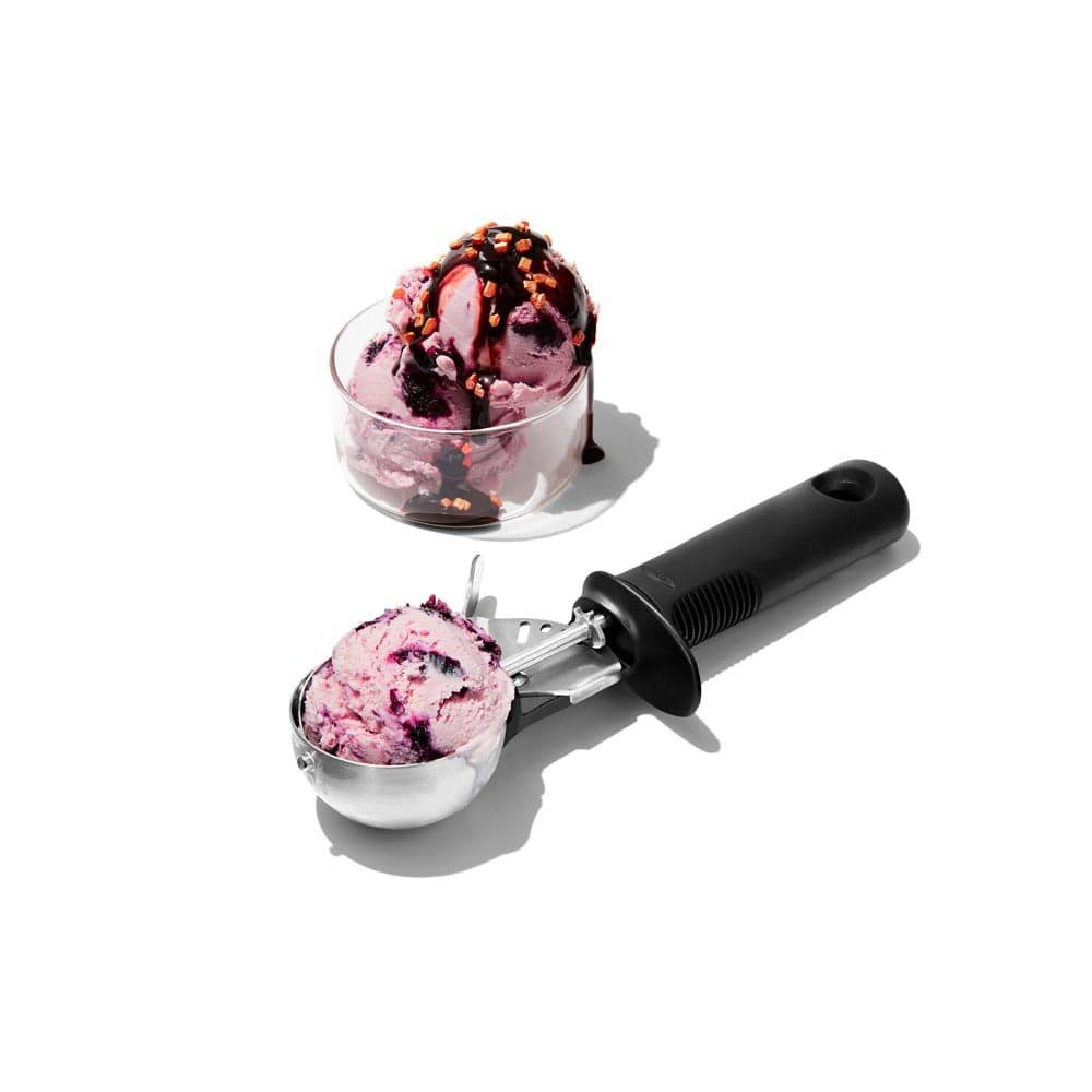 OXO Classic Swipe Ice-Cream Scoop | Modern Quests