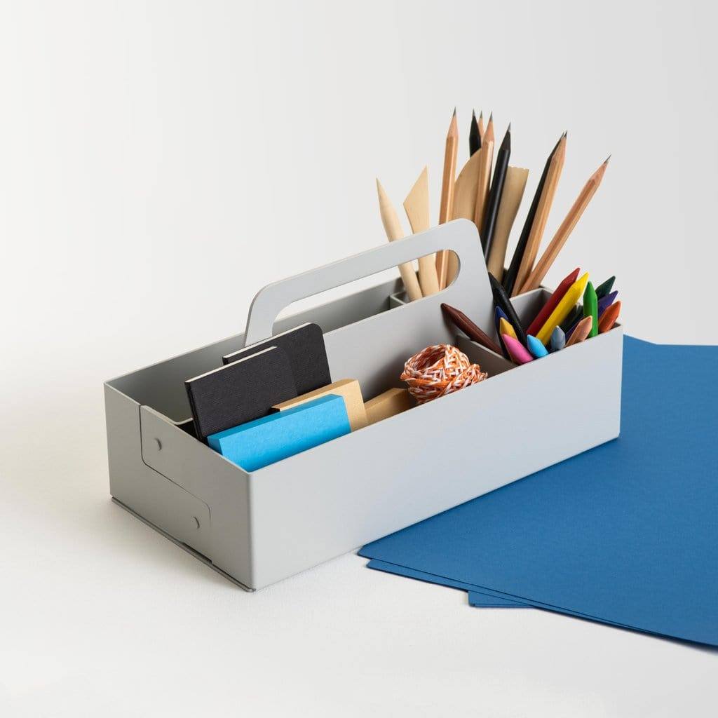 SPIN Cora Tray - Space Black | Modern Quests