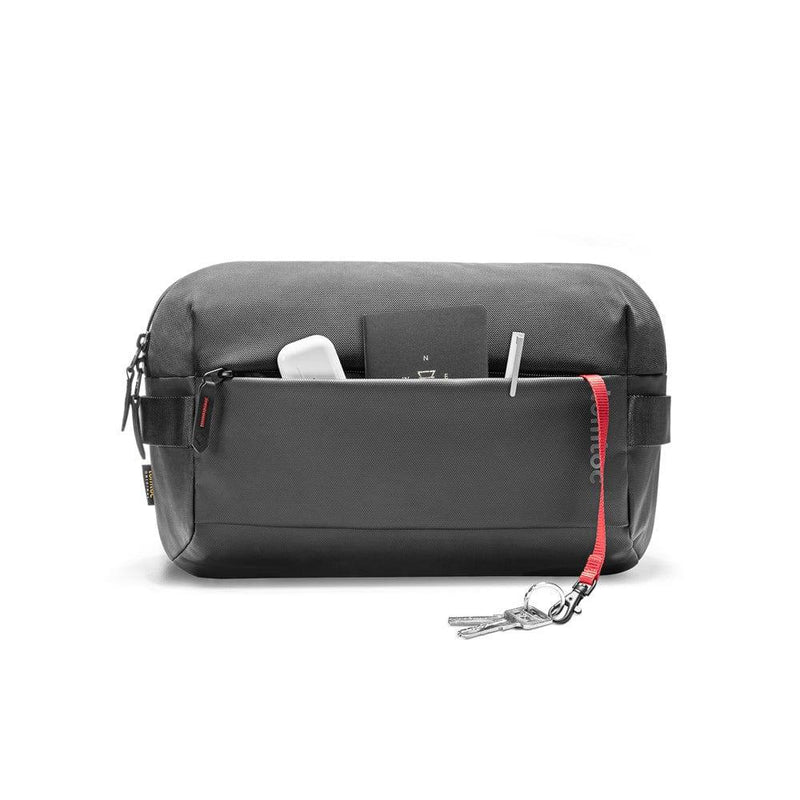 Tomtoc Explorer Sling Bag Medium - Black | Modern Quests